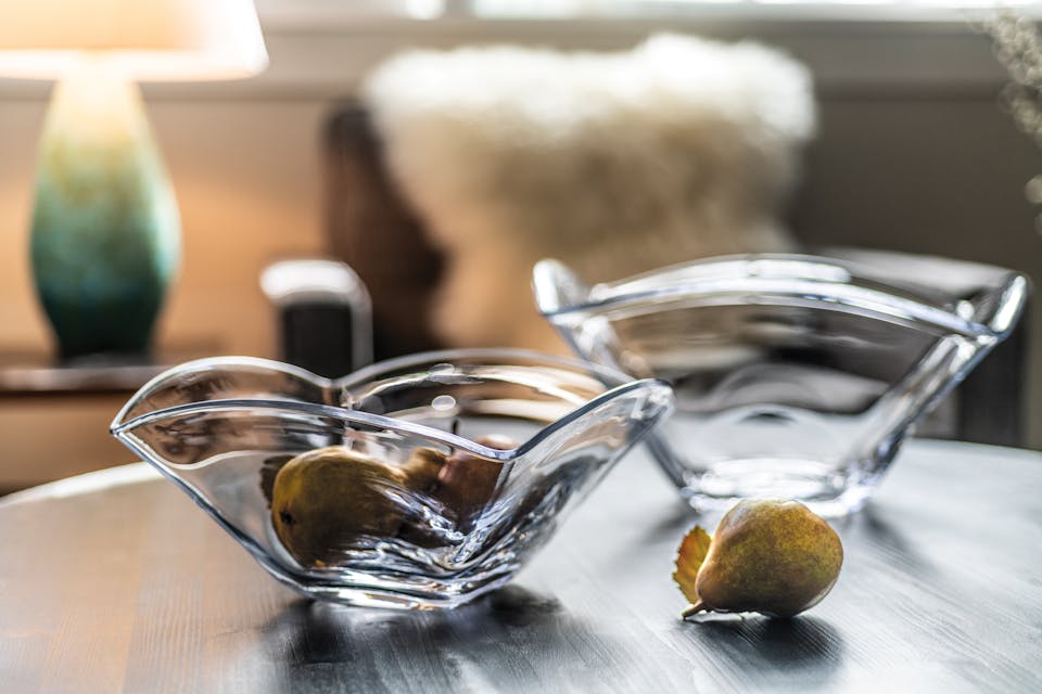 Simon Pearce Glass | Lux Bond & Green